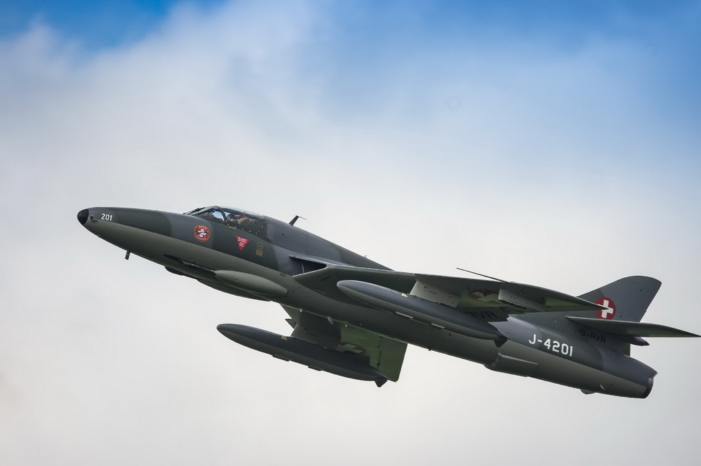 Hawker Hunter – Grand'Angles