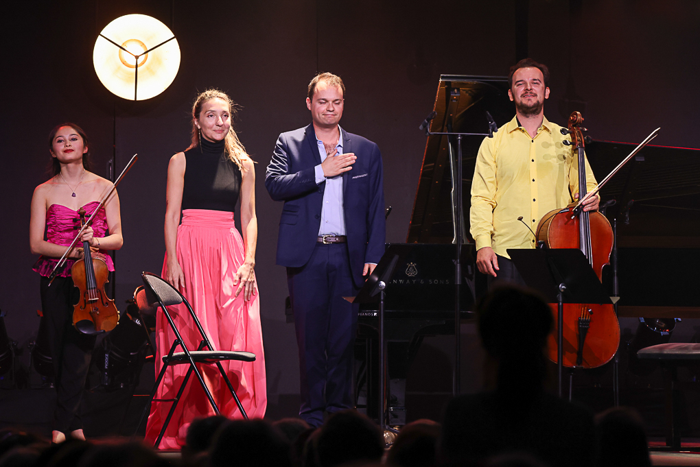 Marie-OdileDimanche Marie-Odile-9788 – Grand'Angles